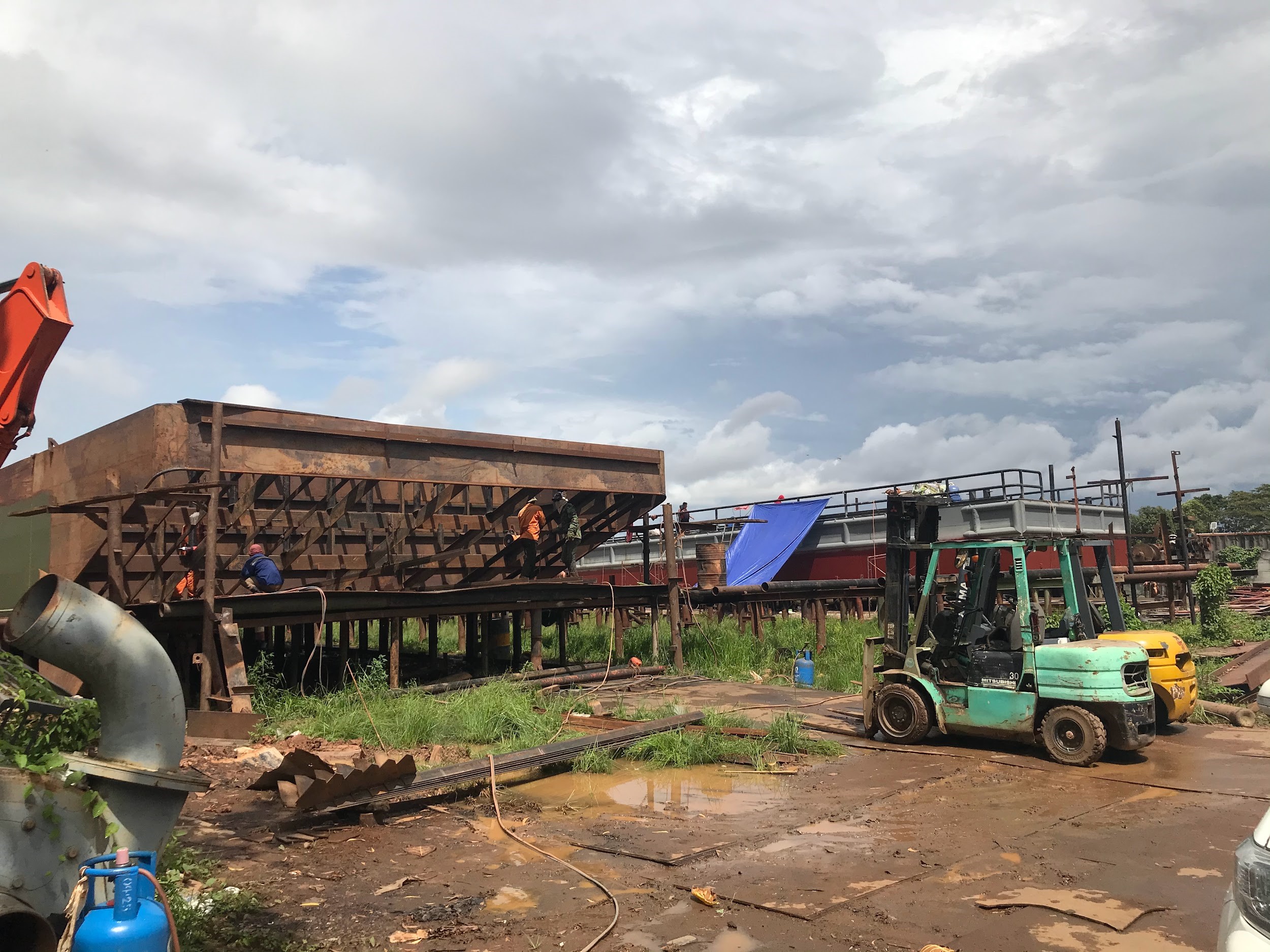 Mengapa Memilih Galangan Lokal untuk Proyek Pembuatan Kapal?